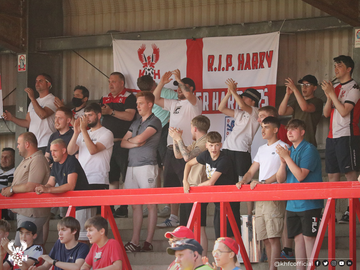 45 - Official Website of the Harriers - Kidderminster Harriers FC